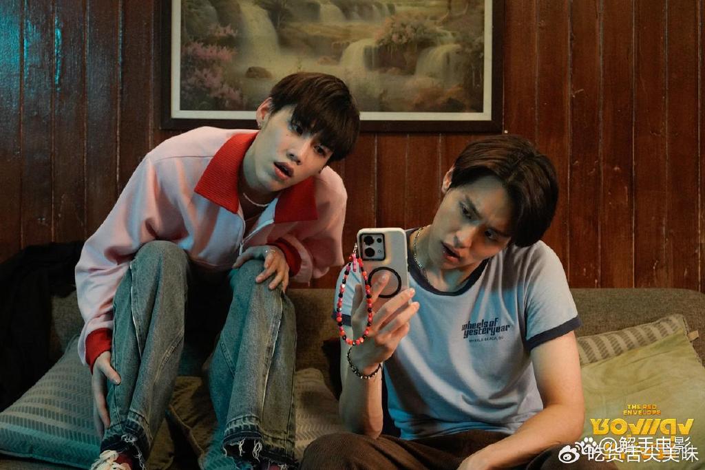 2025热门泰国喜剧电影《冥婚红包》已爆笑上线！|查克利·彦纳姆|影片|性别|酷儿|鬼魂_新浪娱乐_新浪新闻