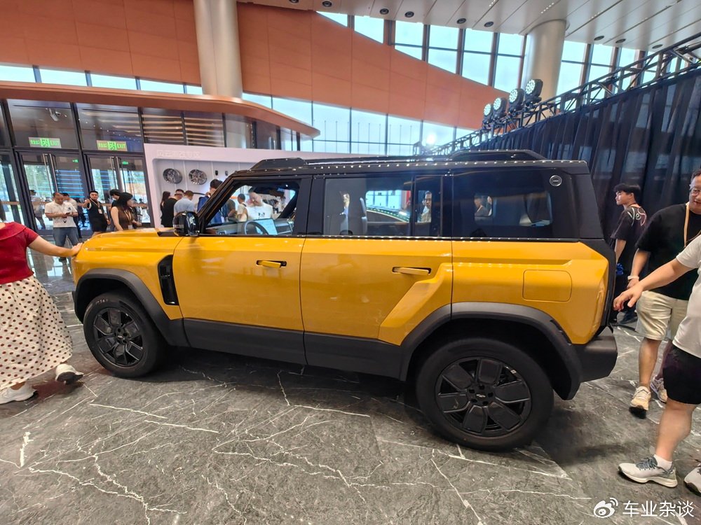 奇瑞风云X3L长这样，iCAR05同意吗？-新浪汽车