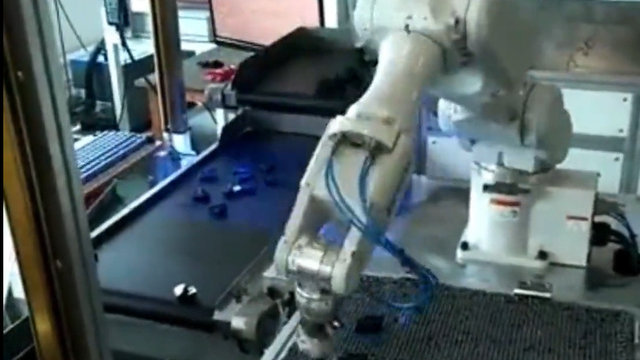 超准视觉：3D视觉技术赋能传统制造业|3D|工件|视觉_新浪新闻