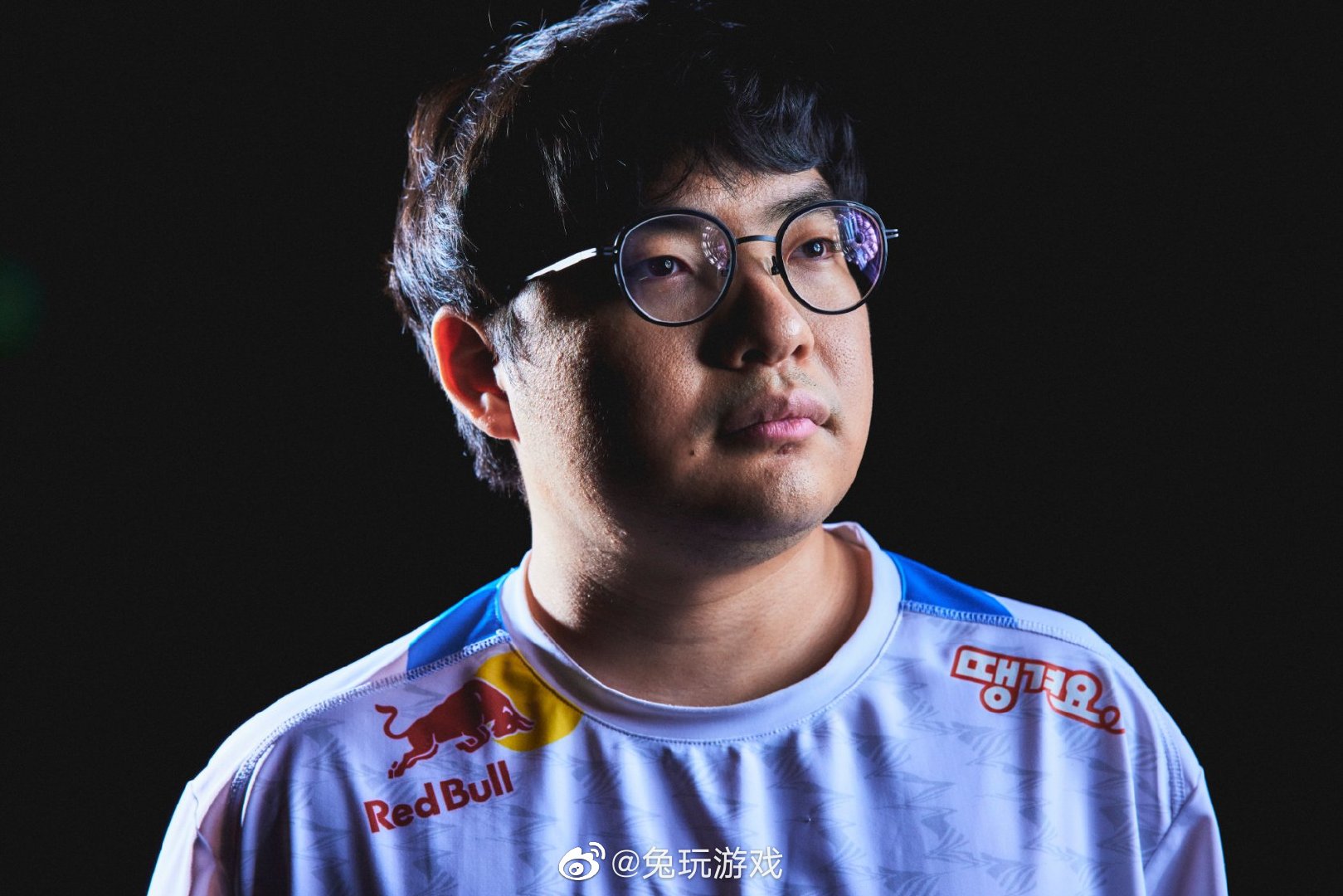 2020年与DWG队友夺冠之后，BeryL选择了曙光作为自己的冠军皮肤……