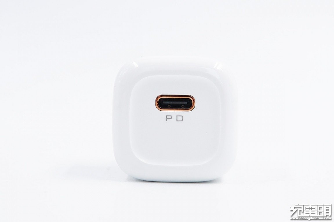 5W大小20W输出！盘点十四款热销20W mini PD快充充电器__财经头条