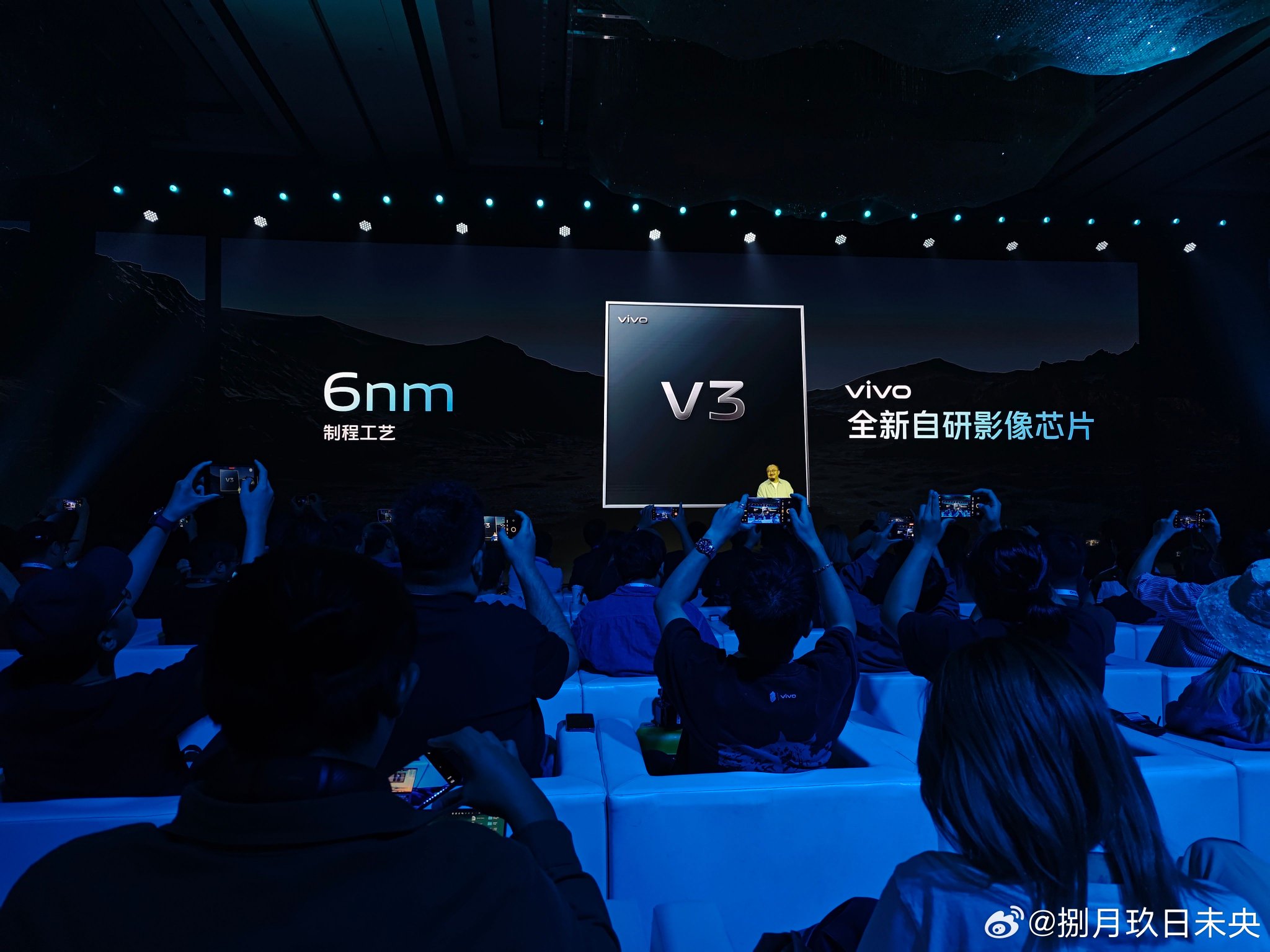 vivo 全新自研影像芯片 V3 来了 安卓首发 4K 电影人像视频……|人像|影像|安卓_新浪新闻