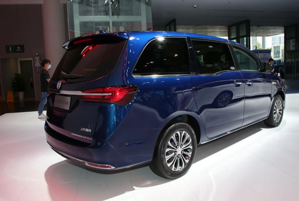 售25.98万元，别克GL8陆上公务舱652T豪华型值吗？-新浪汽车