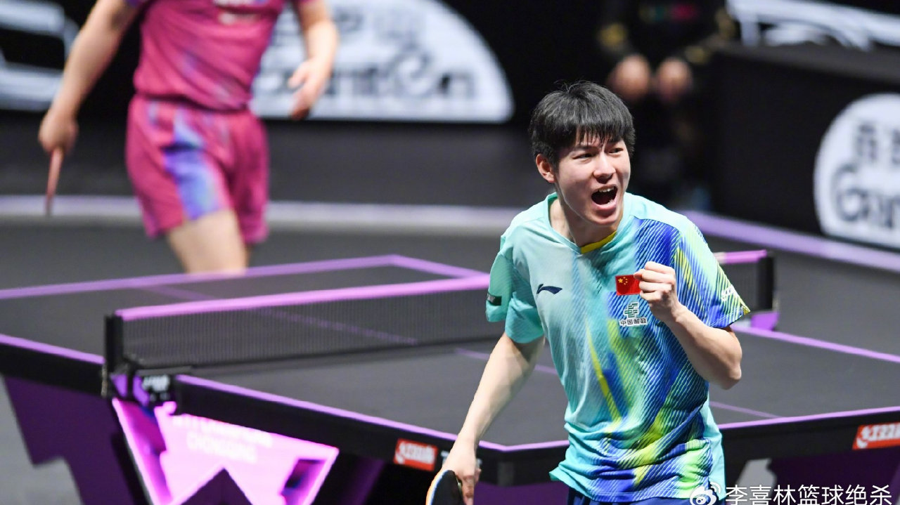 4-2淘汰张本智和！国乒19岁1米86新星崛起冲冠：单局21-19太刺激|WTT重庆冠军赛|松岛辉空|温瑞博|王楚钦|邱党_新浪新闻