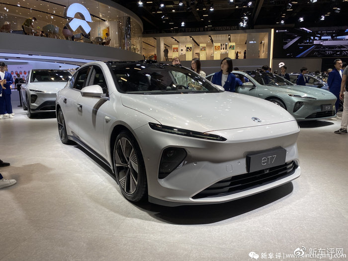 2023上海车展：蔚来全新ES6亮相、23款ET7上市__财经头条