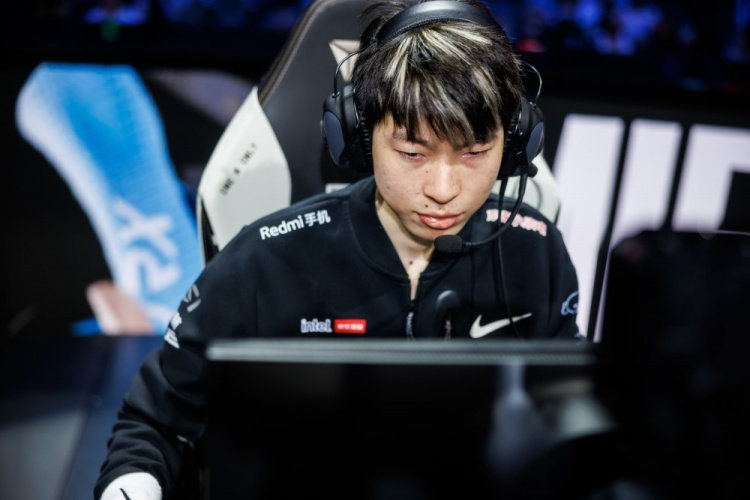 JDG S12返图：时间会铭刻你们的汗水，勇气永不凋落！__财经头条