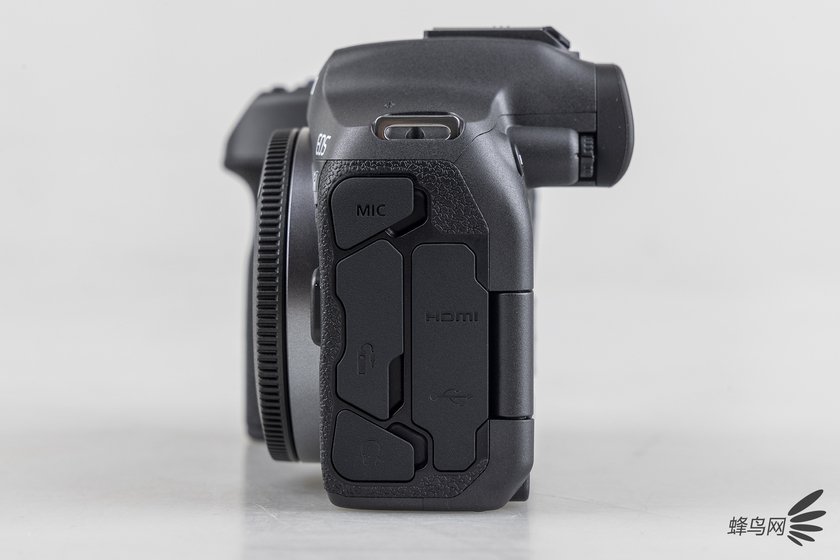 佳能APS-C画幅青春专微旗舰机型 佳能EOS R7评测__财经头条