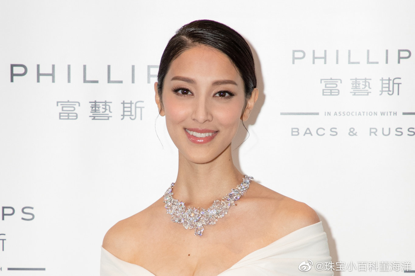 曾经介绍过的华人珠宝设计师 FENG.J 推出了两件新作品