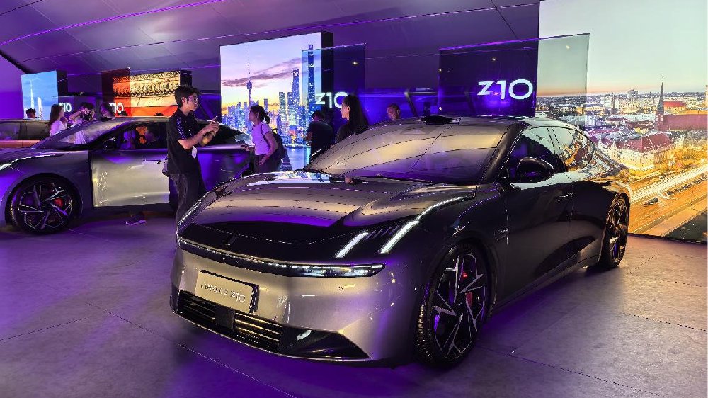 依然对标小米SU7？领克Z10上市限时价19.68万元起-新浪汽车