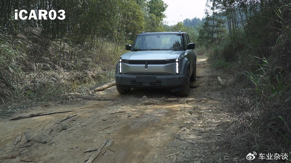 奇瑞风云X3L长这样，iCAR05同意吗？-新浪汽车