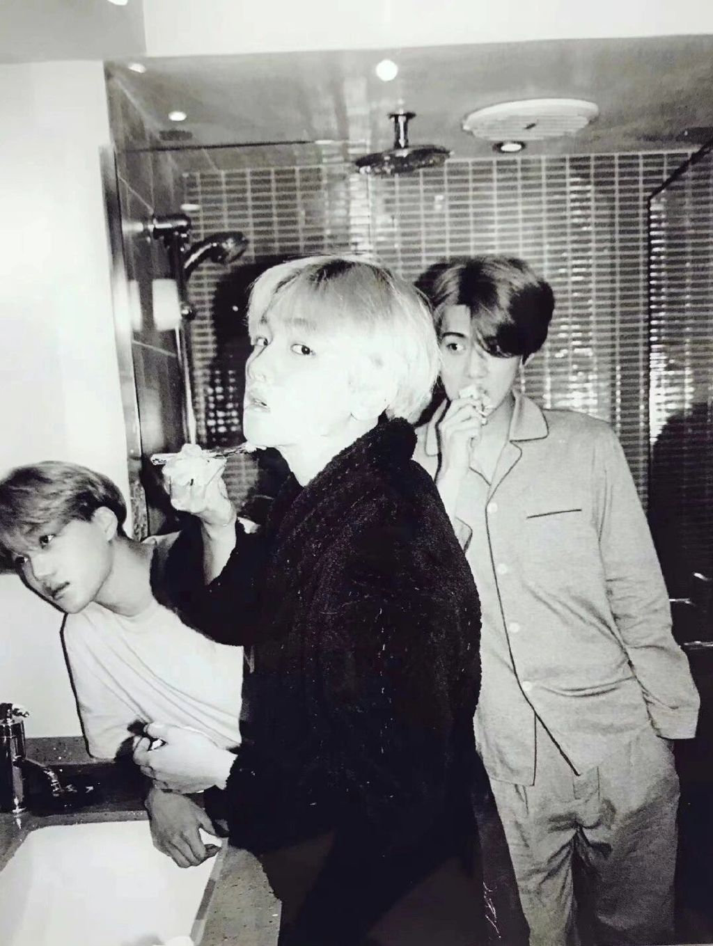 EXO斐济写真全 套，这组照片真tm好看