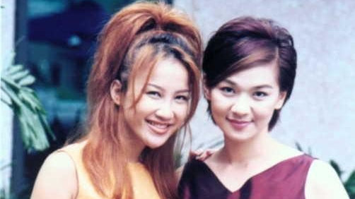 柯以敏演唱会与李玟合唱变独唱，真缅怀or真消费？被质疑是蹭热度|柯以敏|李玟|演唱会_新浪新闻