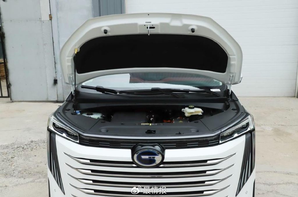 腾势D9在和别克GL8较劲，传祺E9直接和腾势D9叫板？-新浪汽车