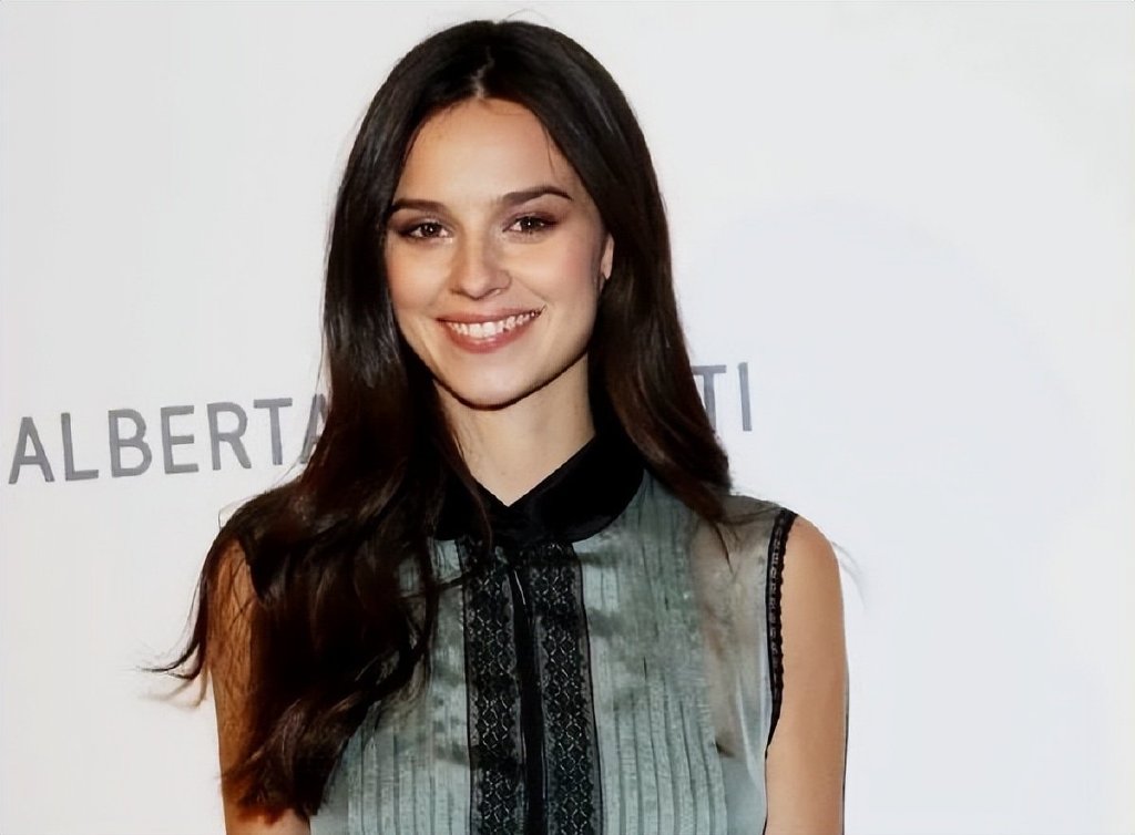 宋仲基结婚细节曝光，妻子和妈妈上街买婴儿用品，就快要当爸爸了