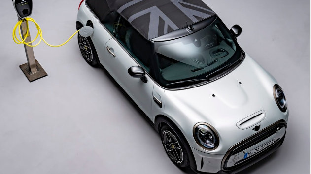 4月开卖，MINI Convertible EV版-新浪汽车