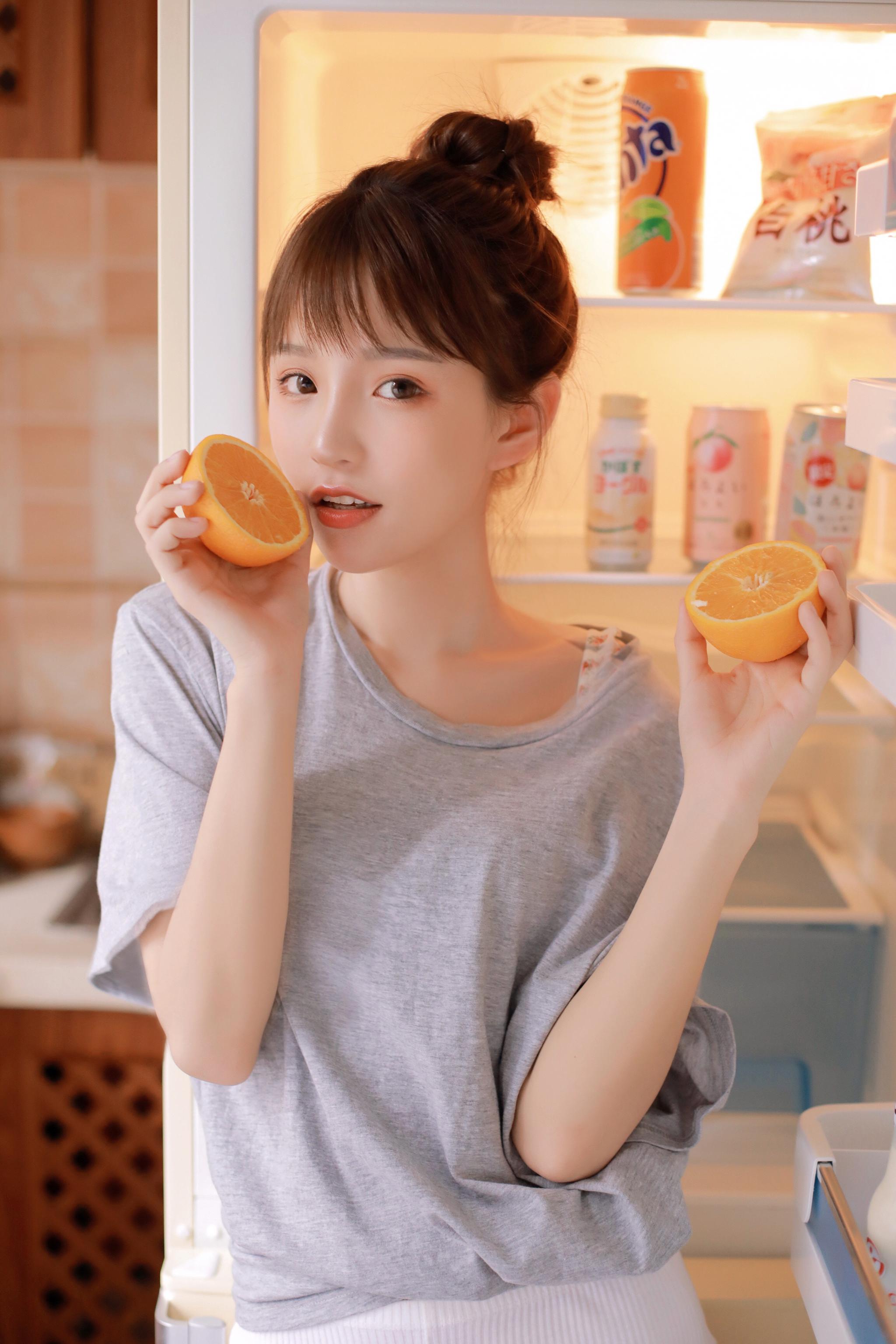 山东艺术学院 朱芷萱164 44kg 企鹅电竞主播 歌手……