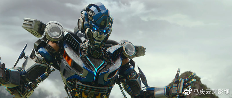 《变形金刚7》上映，三幕式电影，打斗精彩，情绪到位，3D很差__财经头条