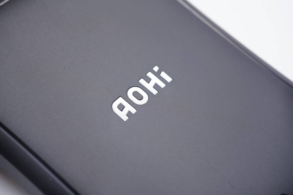 拆解报告：Aohi 磁吸无线充移动电源AOC-P002__财经头条