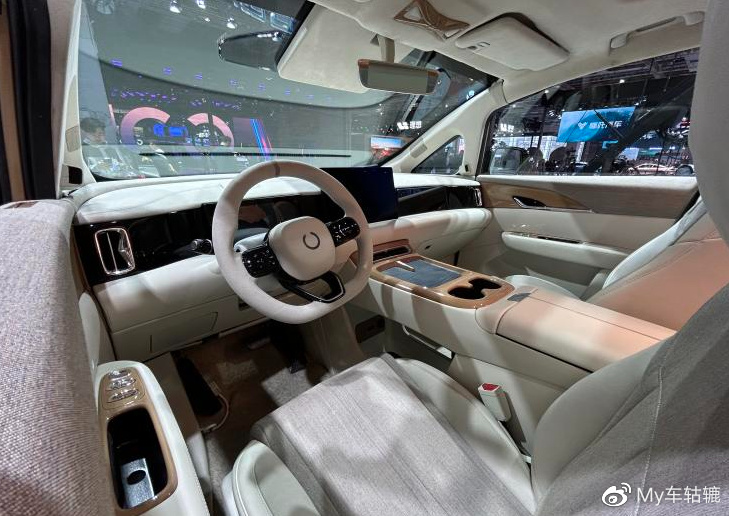 配零重力座椅、续航超750km，合创V09内饰公布，还有雷神联名版本-新浪汽车