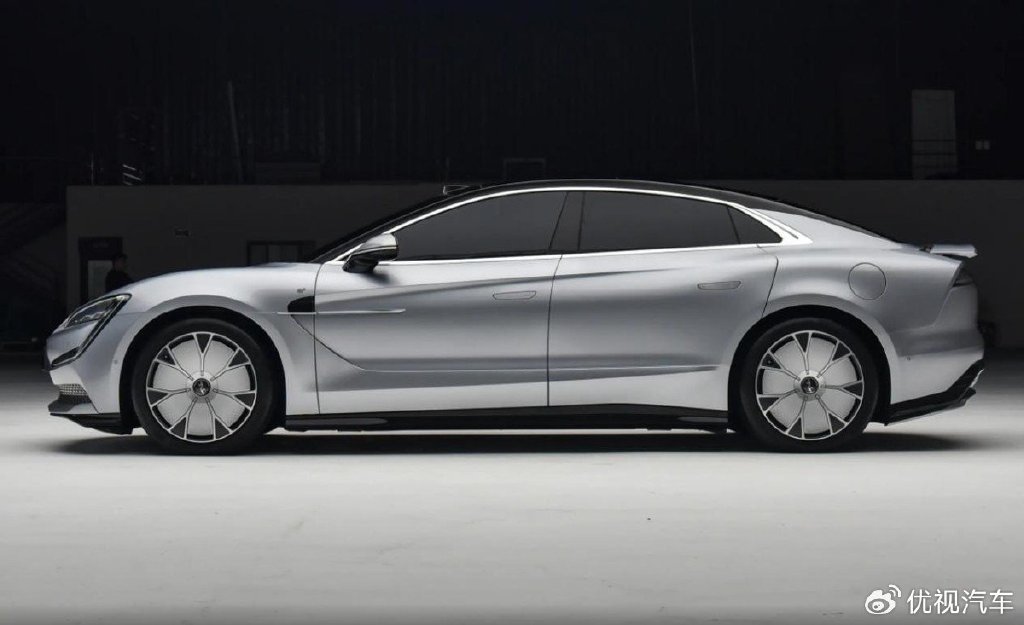售价或达百万级，仰望U7最新消息曝光，最高续航可达800公里-新浪汽车