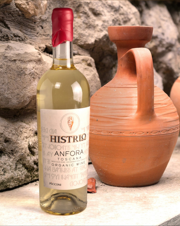 诞生于双耳瓶的佳酿-Piccini彼奇尼酒庄全新酒款Histrio__财经头条