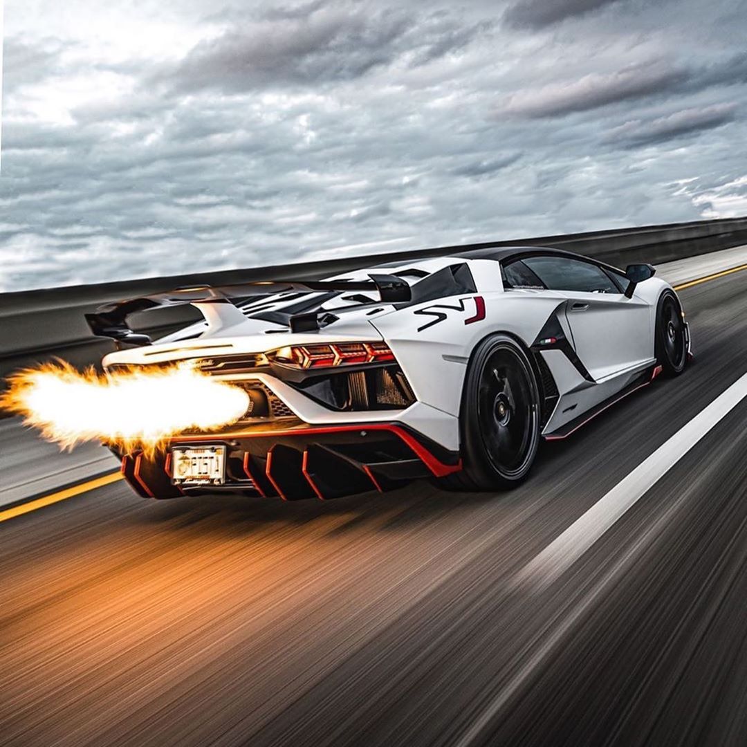 兰博基尼Aventador_兰博基尼Aventador最新消息,新闻,图片,视频_聚合阅读_新浪网