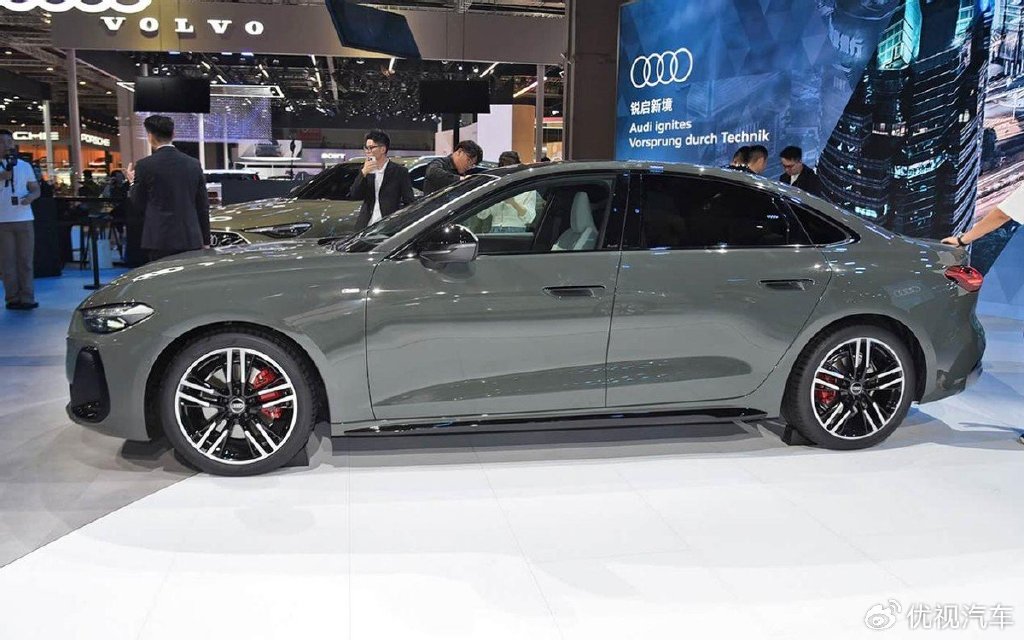 一汽奥迪A5L即将上市！现款A4L最低仅18.99万起，买新还是选旧？-新浪汽车