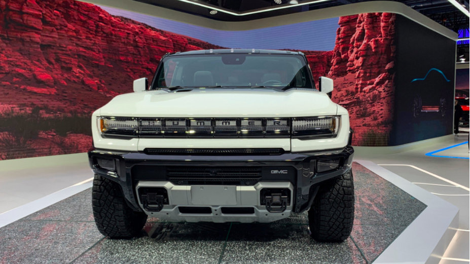 海外实拍悍马HUMMER EV，订单超9万辆，3秒内破百，何时引进国内-新浪汽车