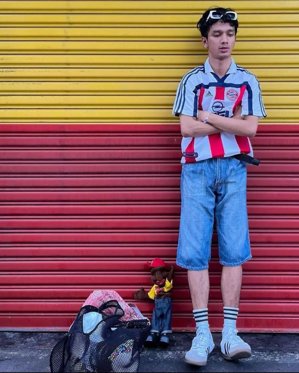 海外 TikTok 上的 Blokecore 风格火了|亚文化|球衣|复古_新浪新闻