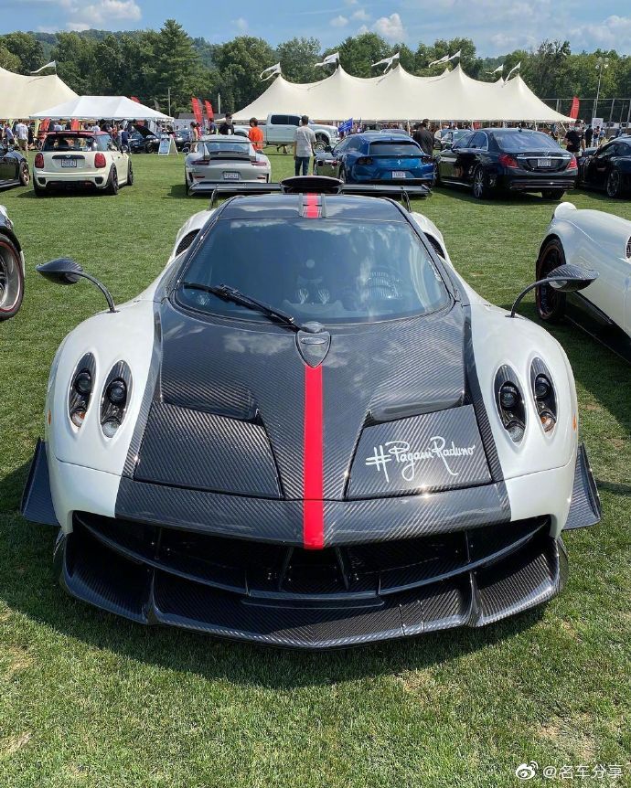 帕加尼Pagani Huayra，九枚超级风神