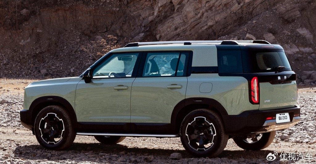 全新北京BJ30e官图发布，造型霸气硬朗，搭载1.5T混动系统-新浪汽车
