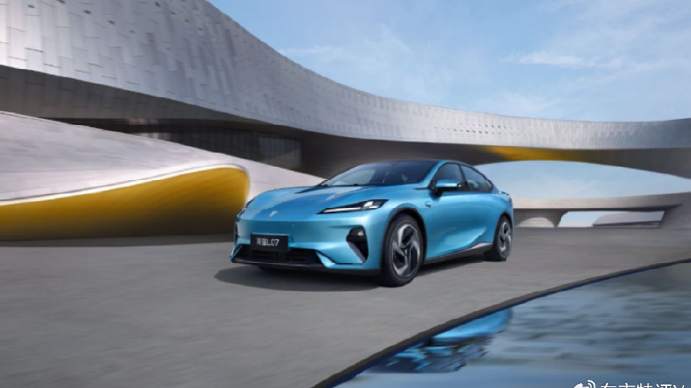 深蓝SL07正式上市，起售价15.19万，增程版综合续航超1400km|同级|辅助|轿车_新浪新闻