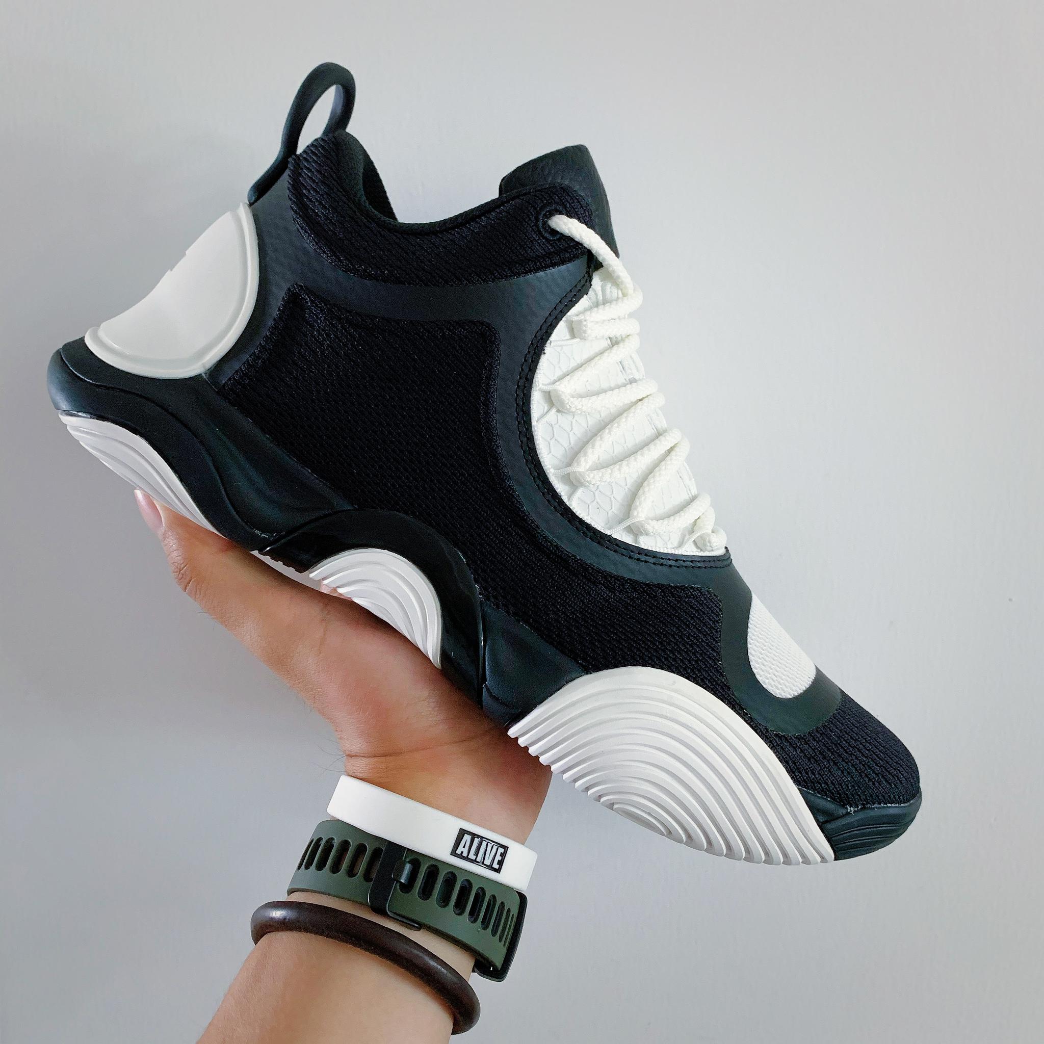 Nike PG 6 Performance Review [Wide / Flat Feet / Outdoors] : r/BBallShoes