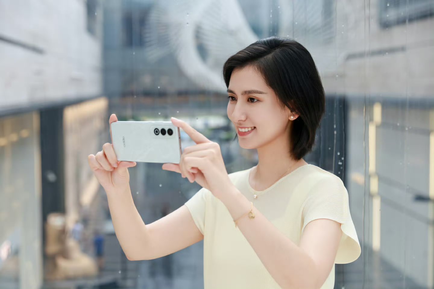 OPPO产品经理Monica亮相，K12 Plus真机曝光|产品经理|曝光_新浪新闻