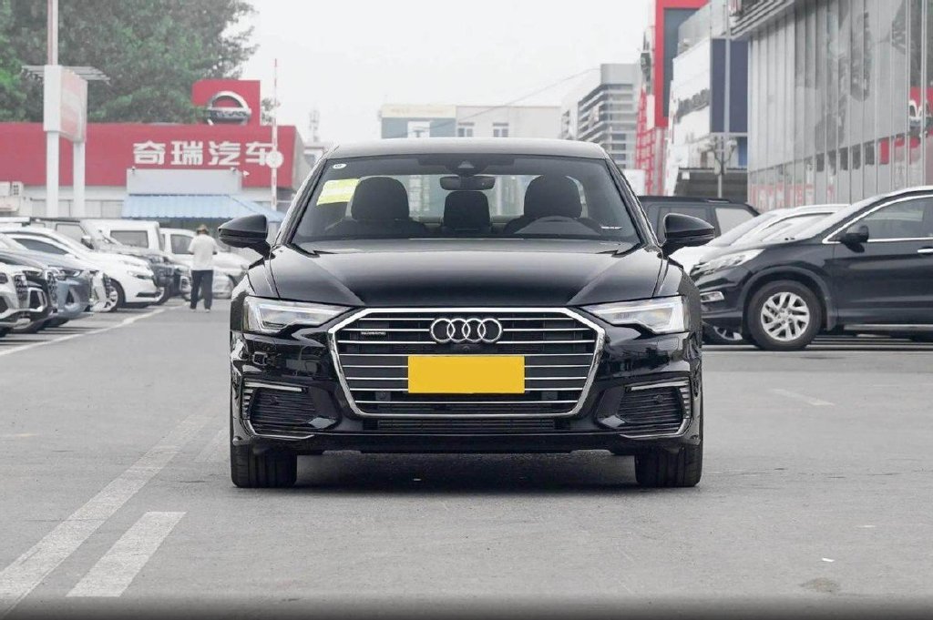 奥迪A6L PHEV：配2.0T插混动力，油耗2.1L/100km，还能上绿牌-新浪汽车