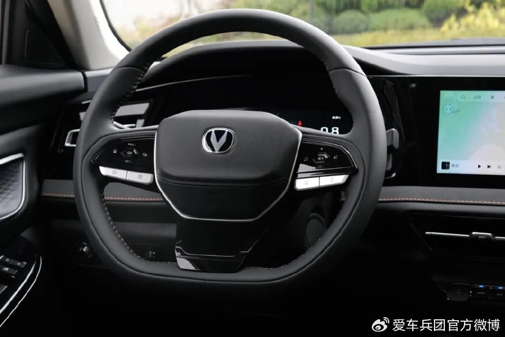 1.5T+7座+智能车机，只卖10万元，第二代长安X7PLUS爆款预订？-新浪汽车