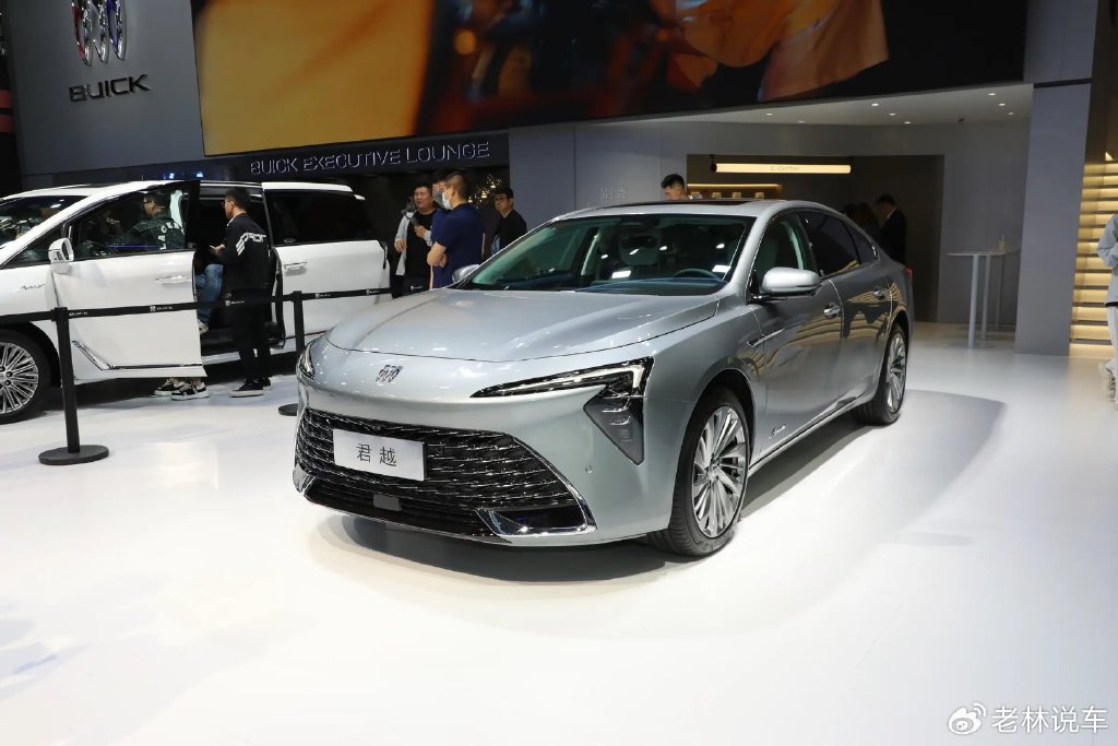 跳水冠军诞生！从20.99万降至14.58万，配2.0T+9AT，就是不停产！-新浪汽车