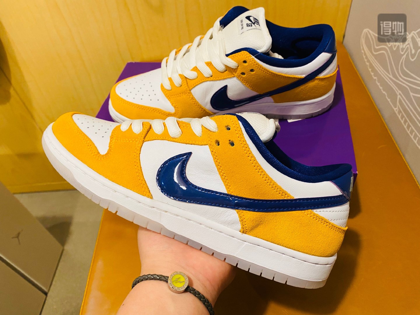 提前看看这双 SB Dunk Low Pro 紫金配色实物如何吧5月1日发售可不要__财经头条