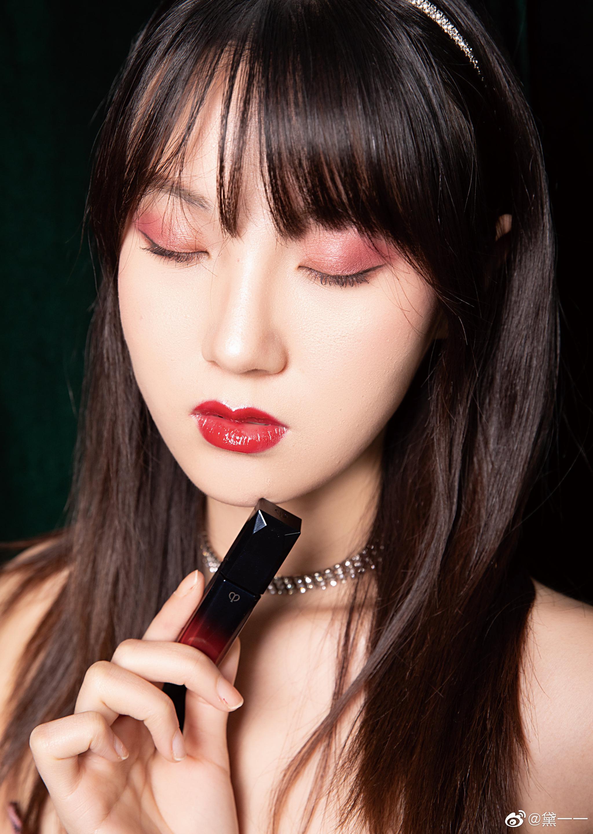 ️色号全名Ruby red