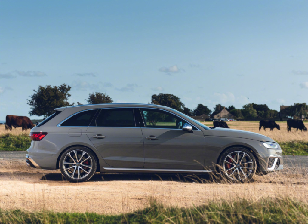 奥迪S4 Avant开启预订，首批车有望4月到货？__财经头条