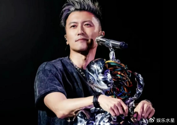 谢霆锋 “Evolution Nic Live 进化演唱会” 杭州站预售官宣