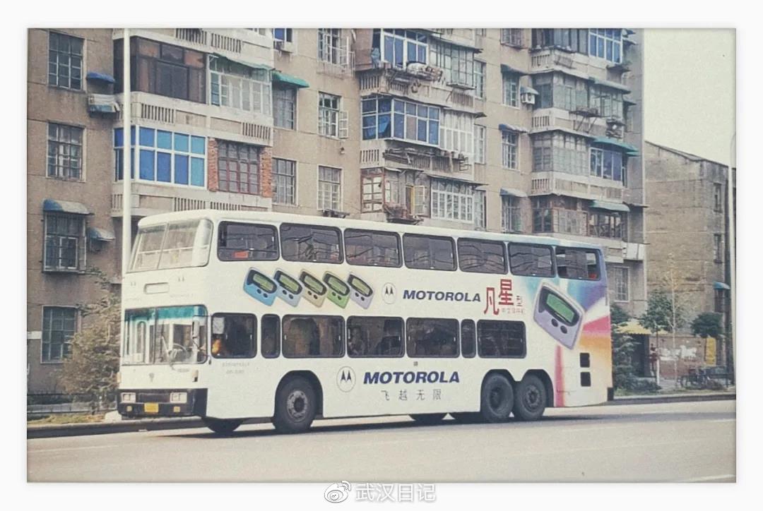 武汉的双层巴士要消失了吗？|武汉市_新浪新闻