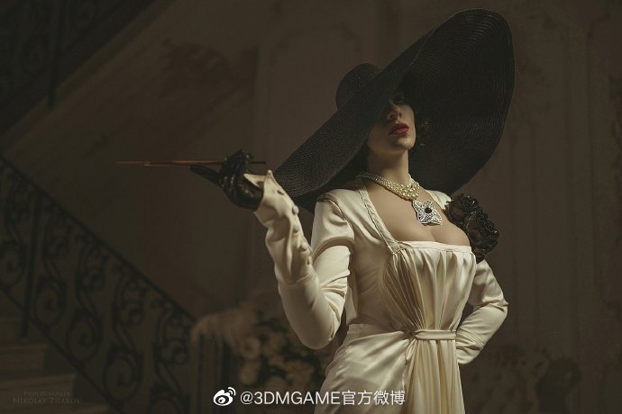 《生化危机8》蒂米斯特雷库夫人和女儿们的Cosplay