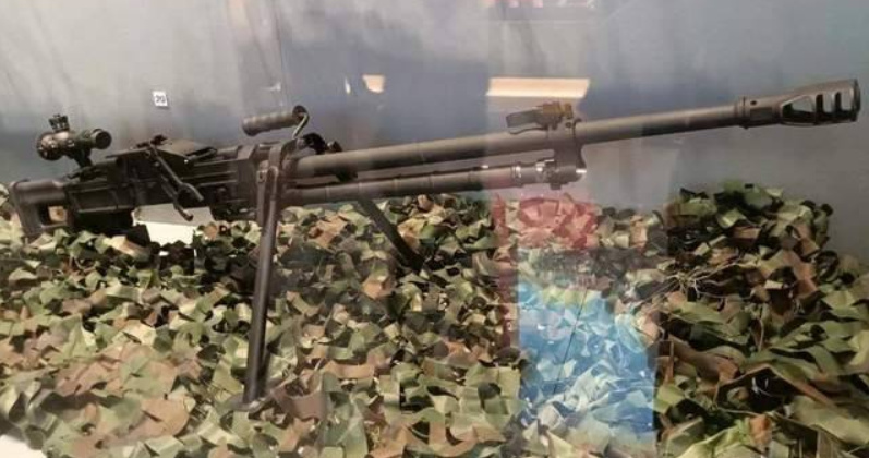 20式12.7mm机枪，将成连属火力排的主力，能有效杀伤2000米的目标__财经头条