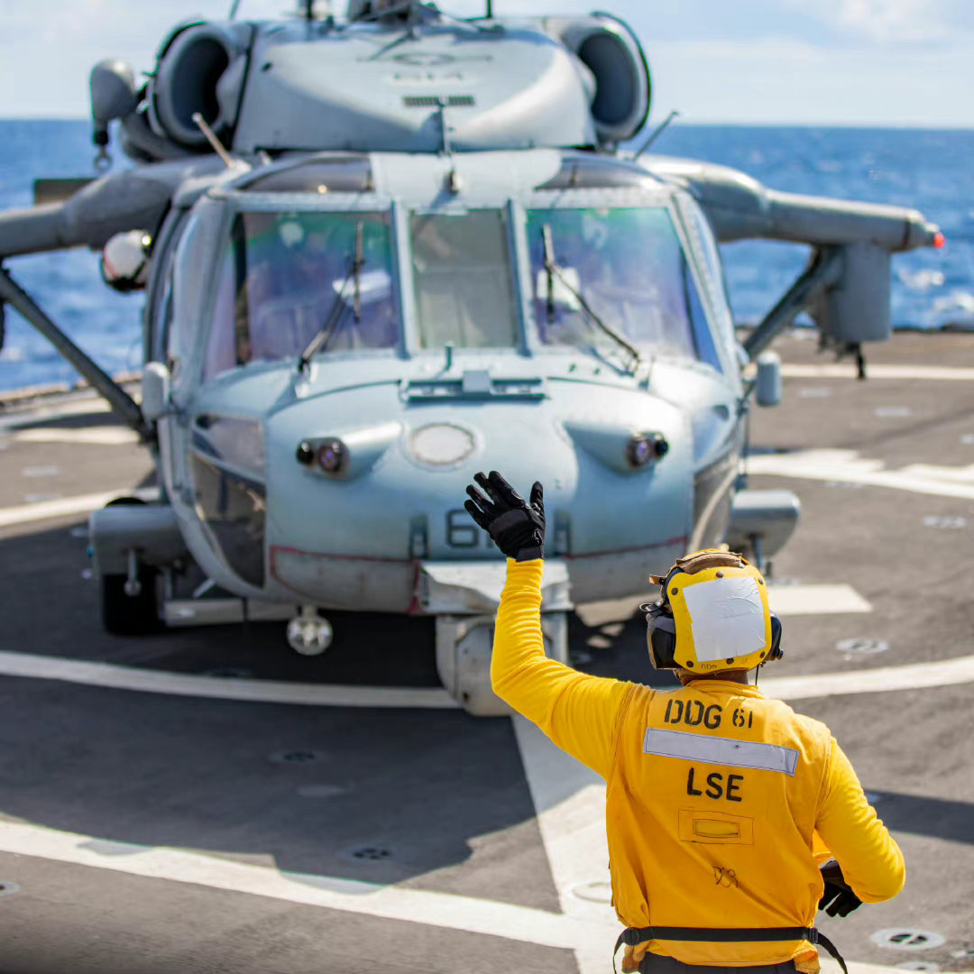 杰拉尔德-R-福特号航空母舰（CVN 78）正在进行首次部署