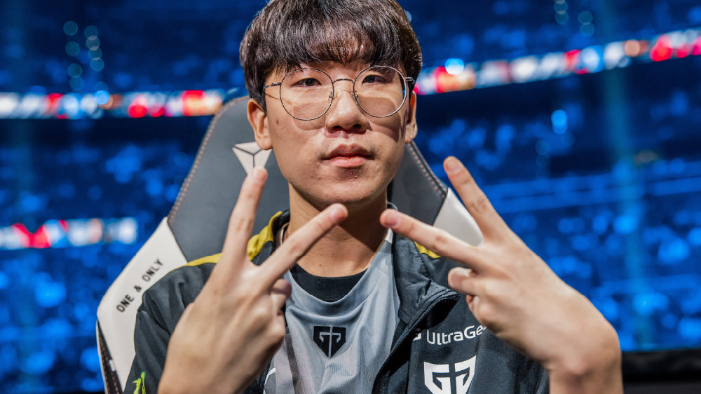 起飞！JDG官宣正式签约Ruler，S赛唯一AD位FMVP|lpl|lol|英雄联盟|jdg|总决赛_新浪新闻