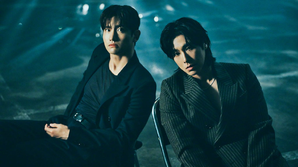 东方神起日本出道20周年纪念正规专辑《ZONE》今天发行！|东方神起|ZONE_新浪新闻