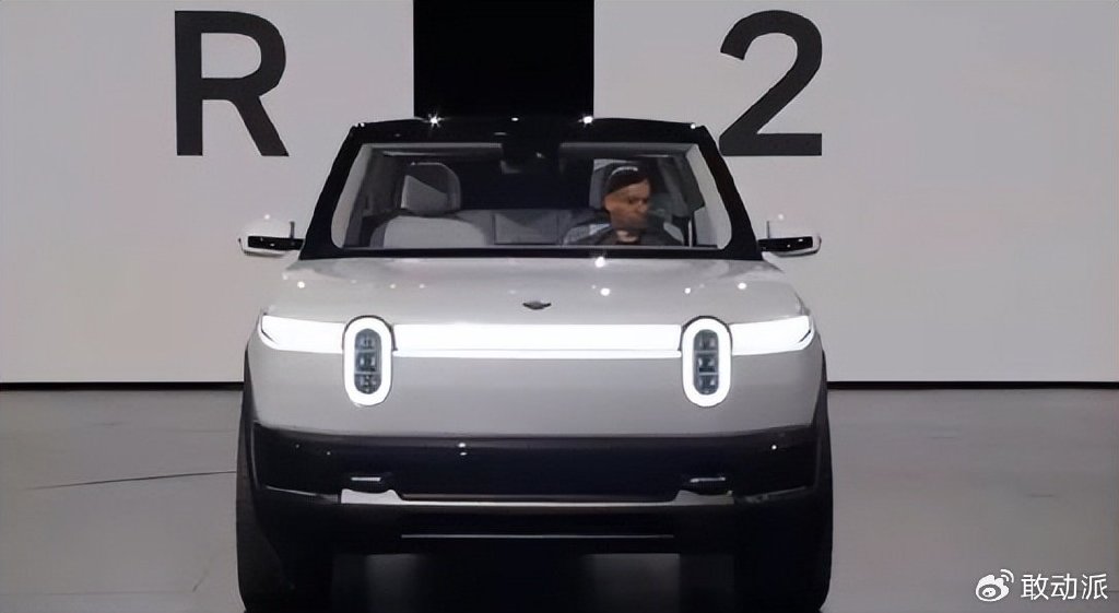RIVIAN R2正式发布，Model Y最强对手来袭，希望引入国内？-新浪汽车