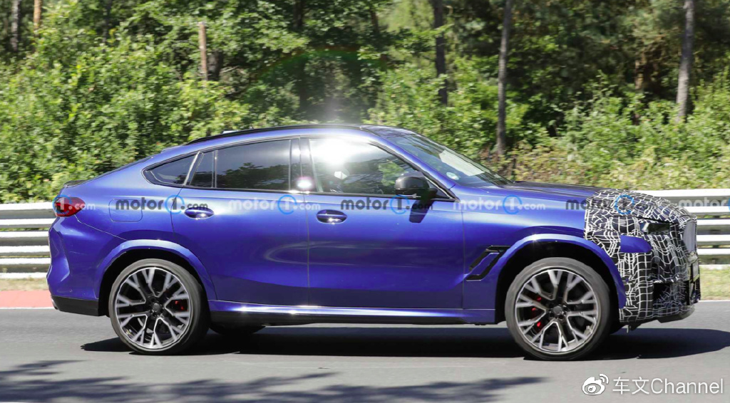 新款宝马X6 M海外谍照曝光，或年底正式发布，搭4.4T V8发动机-新浪汽车