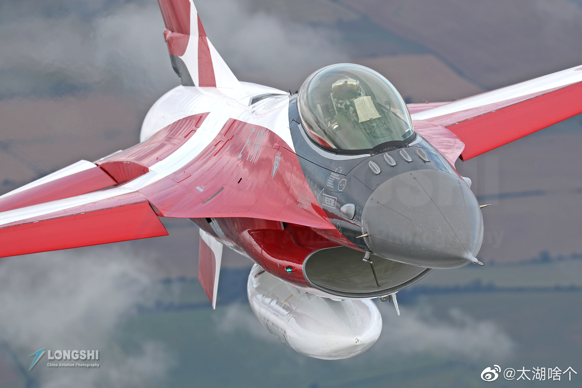 F-16V配备了有源相控阵雷达，不过比起歼-10C战斗机又有多少优势呢